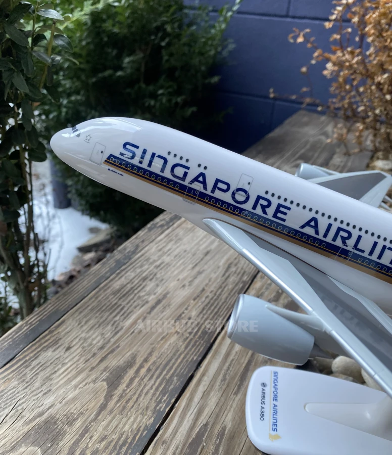 Aviation Aircraft Model Airbus A380 Singapore Airlines 9V-SKY 1:200